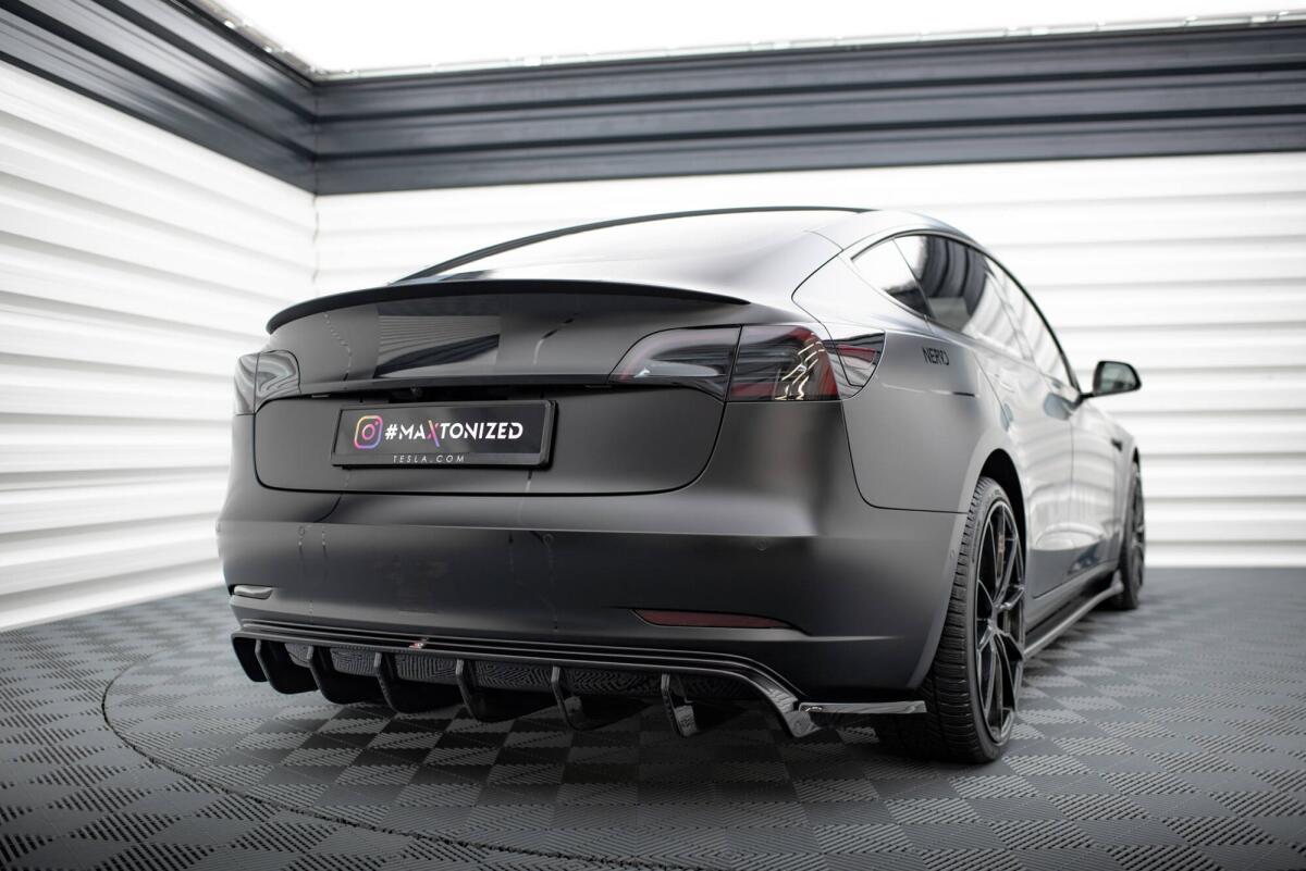 Maxton Design Heckdiffusor V.2 für Tesla Model 3 Hochglanz schwarz